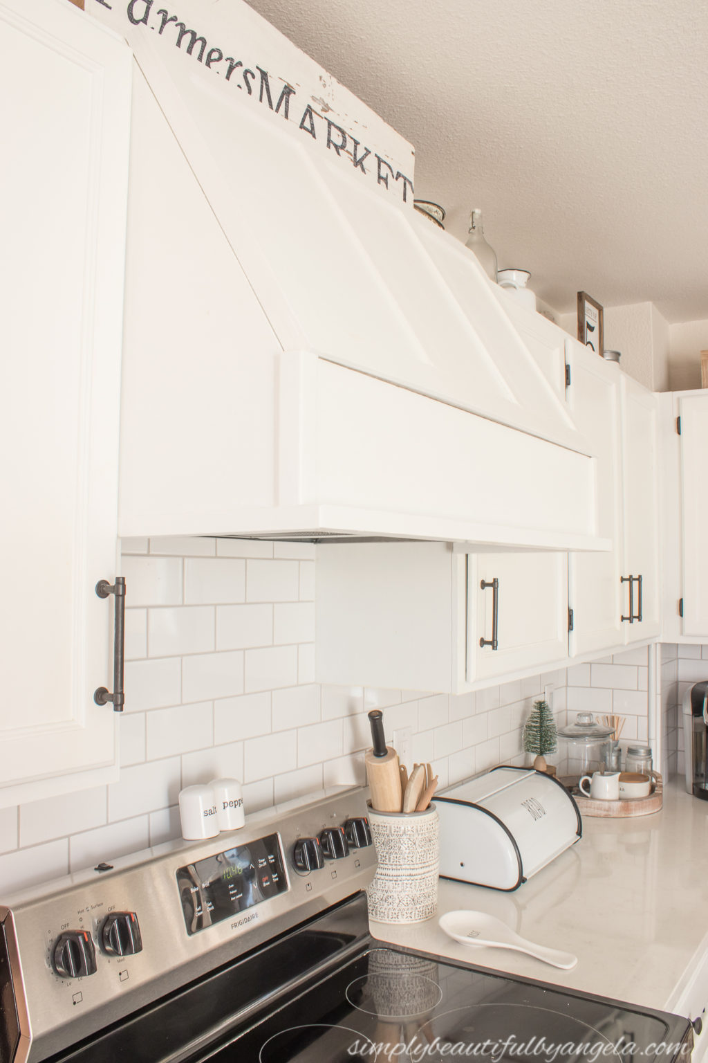 DIY Range Hood Cover With Storage