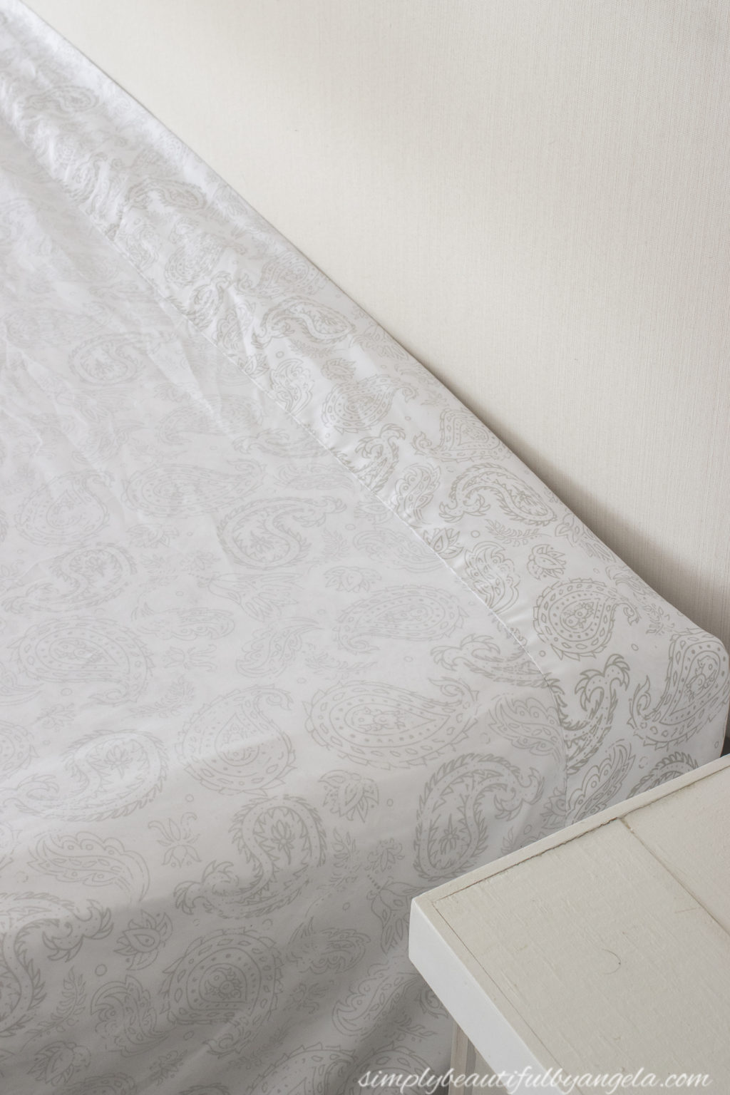 How To Create A Cozy Fluffy Bed