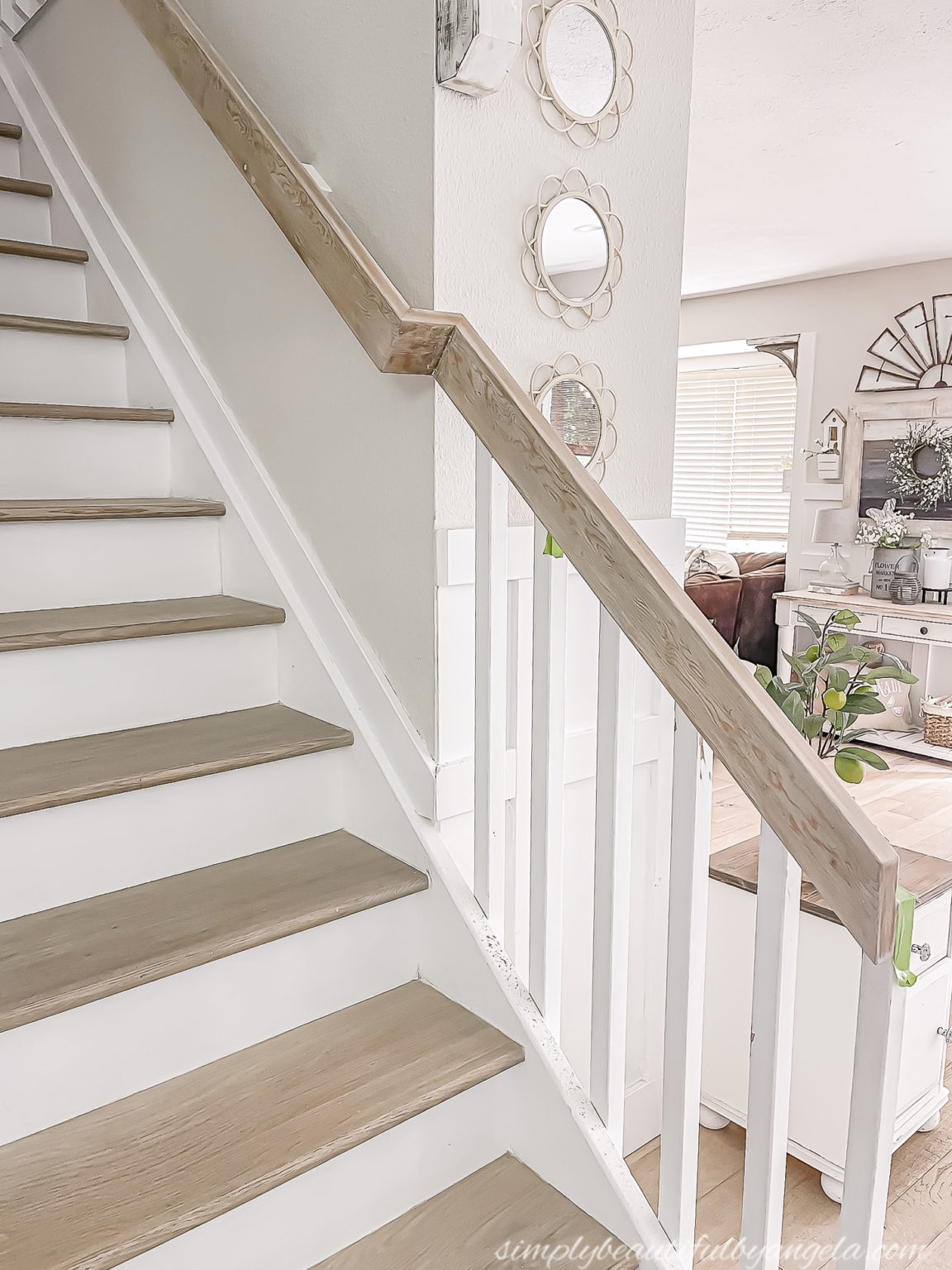 Staircase Banister Makeover