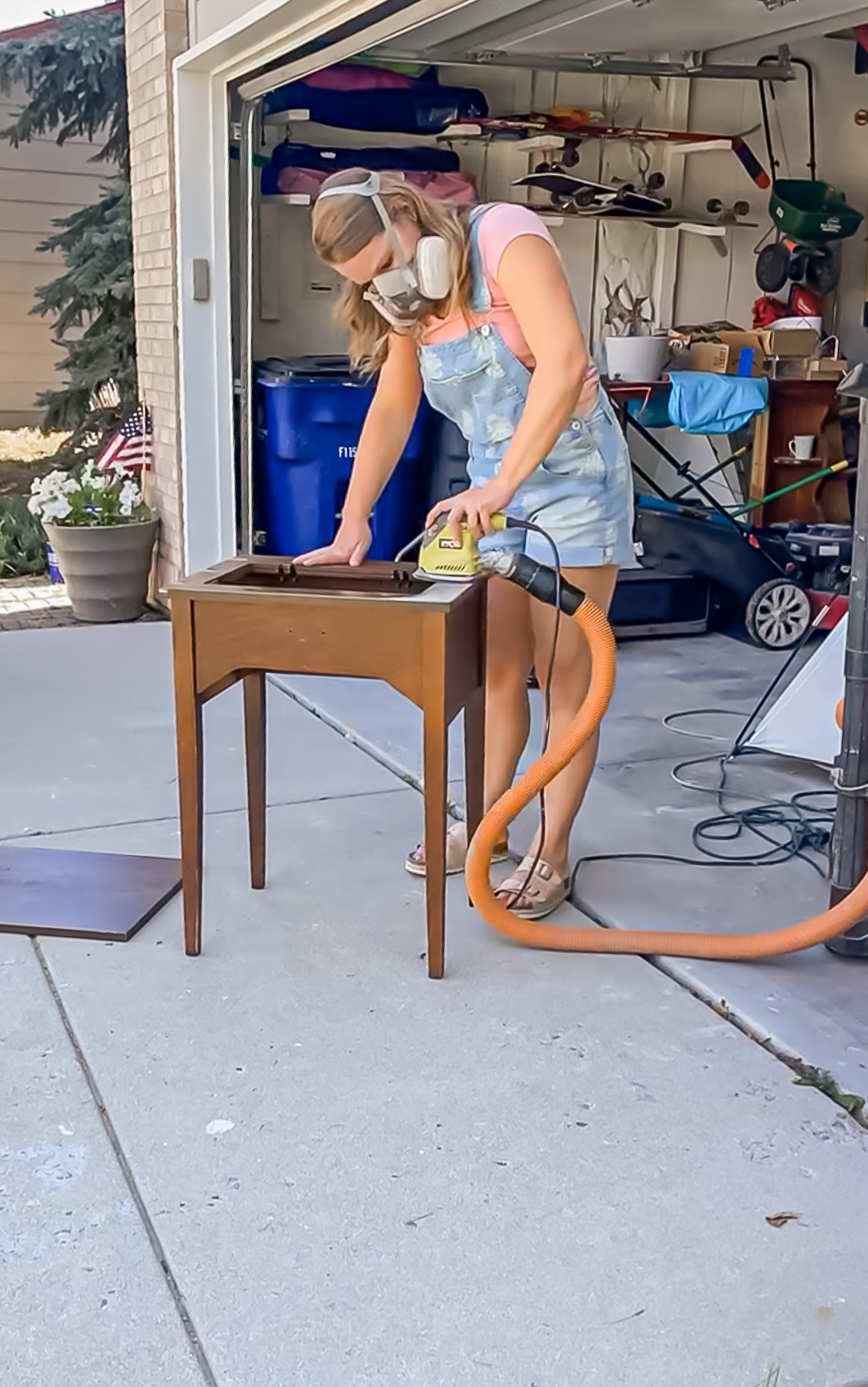Vintage Sewing Table Makeover