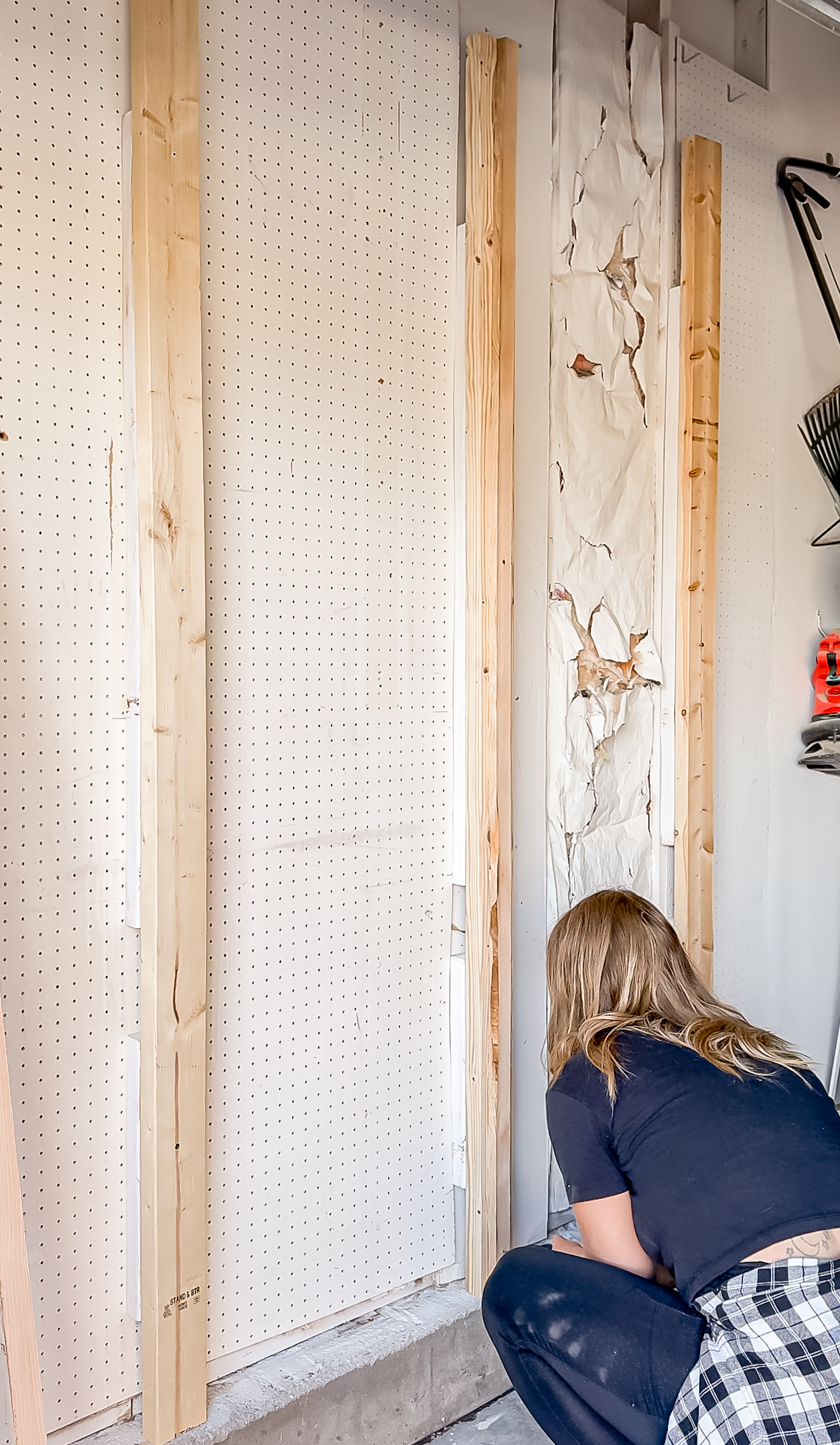 Building a Garage Furniture Staging Wall